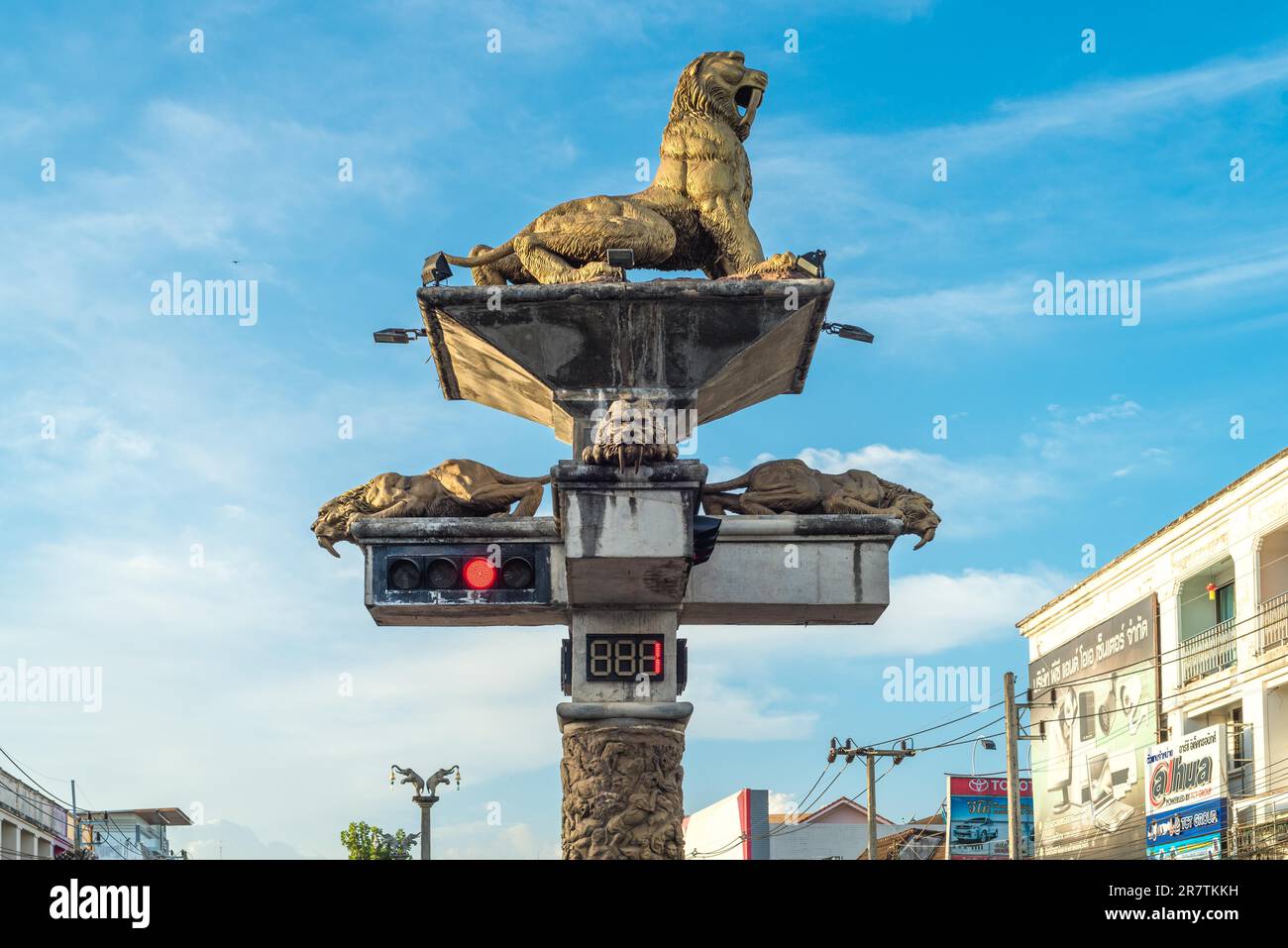 Traffic light column of the form and sculpture of a sabre-toothed tiger ...