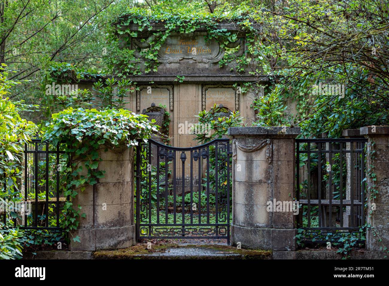 Mausoleum and family grave of Louis-Ferdinand Ullstein, a famous ...