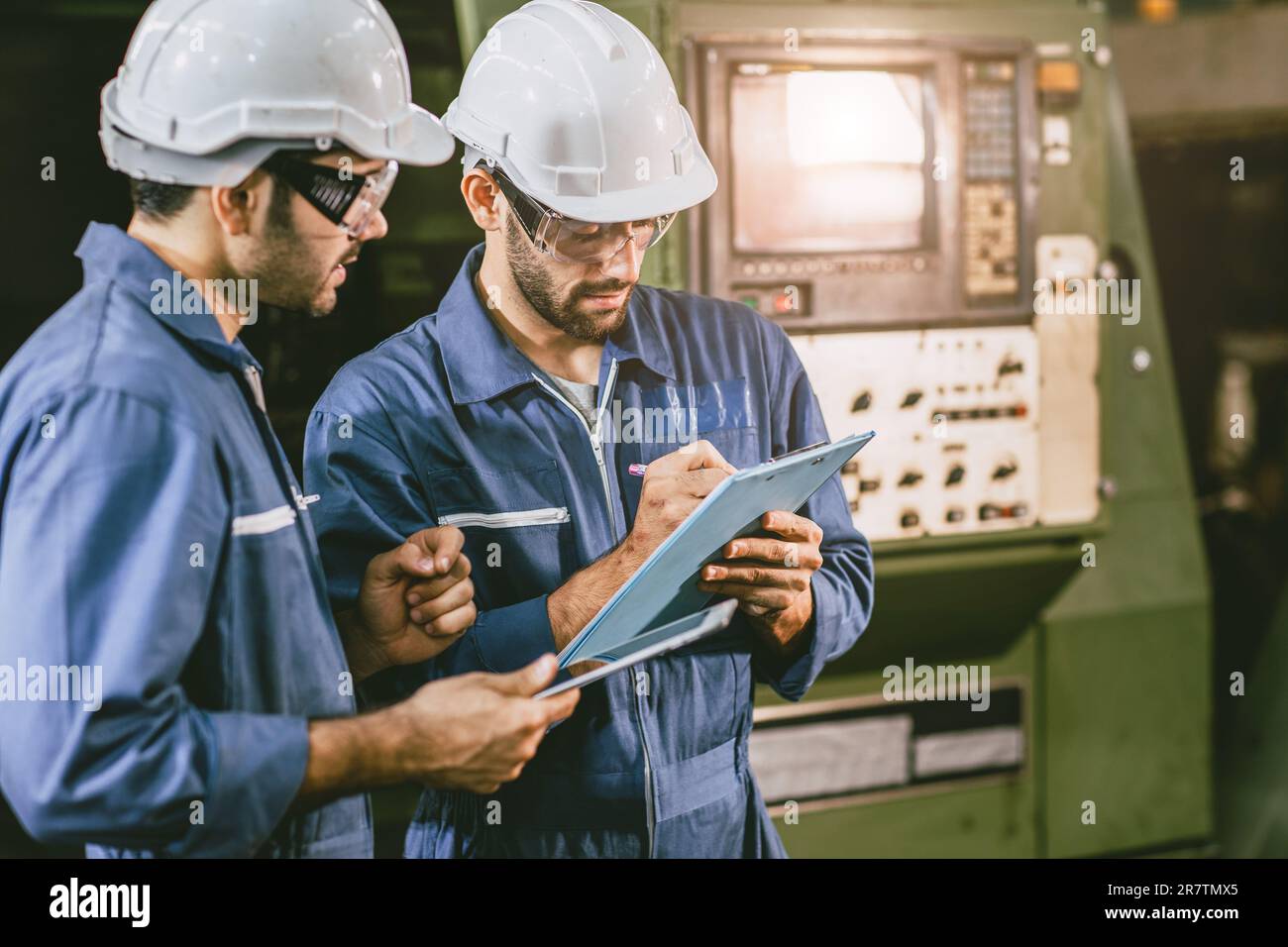 Engineer worker working together training technical give education ...