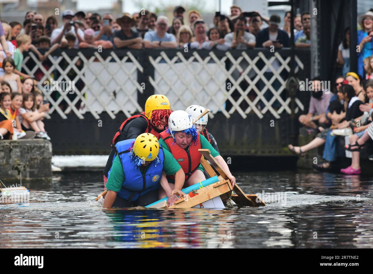 Edinburgh Scotland, UK 17 June 2023. Raft Race at the Leamington Lift ...