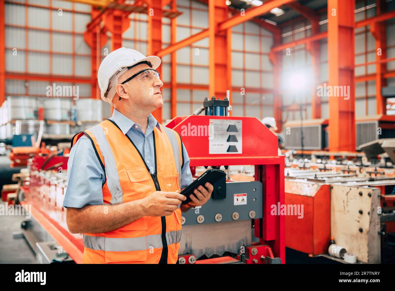 Supervisor skill hi-res stock photography and images - Alamy