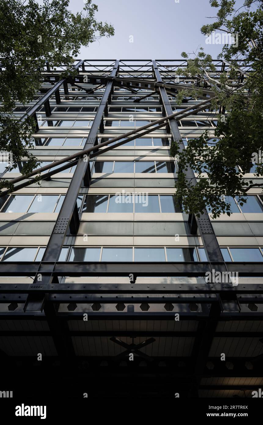 London, UK: Exchange House, an office building in Broadgate in the City ...