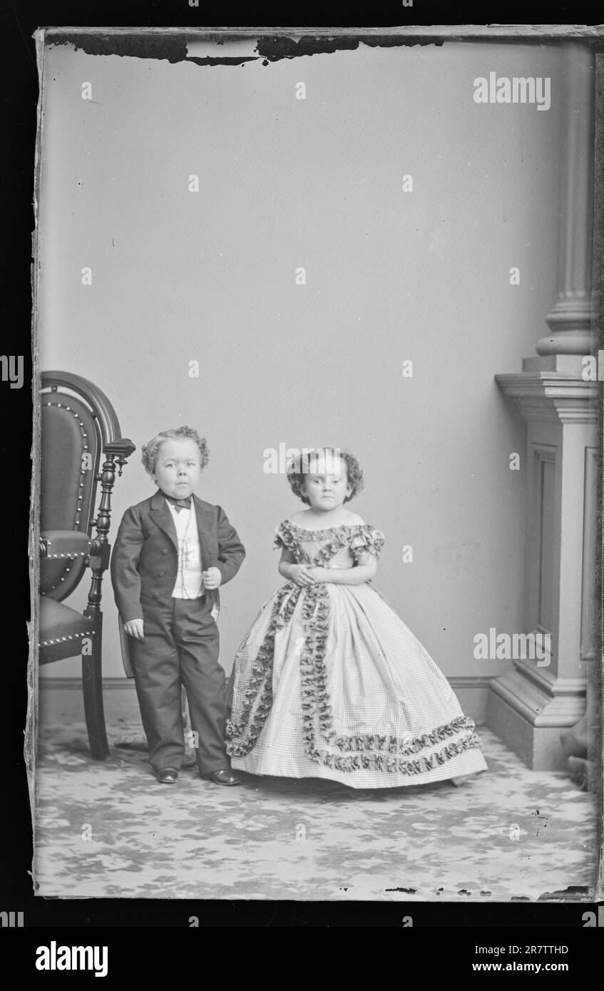 G.W.M. Nutt and Minnie Warren c. 1860-70 Stock Photo - Alamy