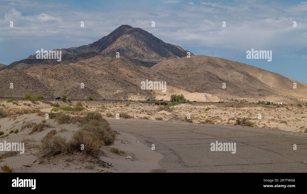 Mojave desert north of Barstow, California as viewed from Interstate 15 ...