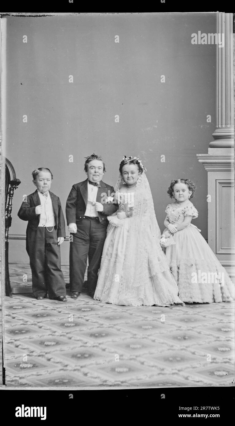 Strattons, G.W.M. Nutt and Minnie Warren c. 1860-1870 Stock Photo - Alamy