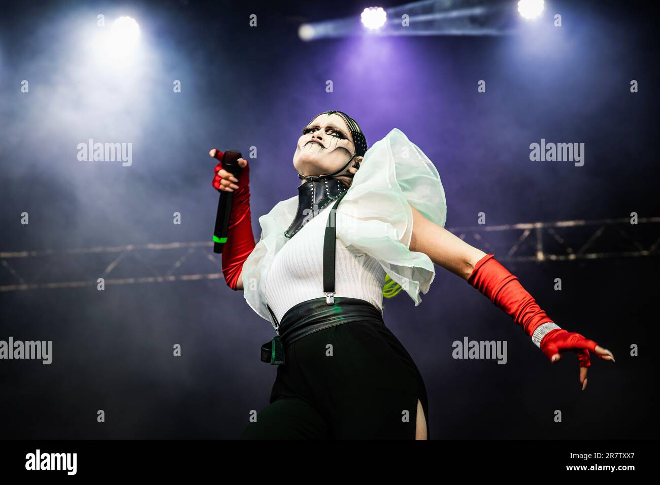 Skynd band hi-res stock photography and images - Alamy