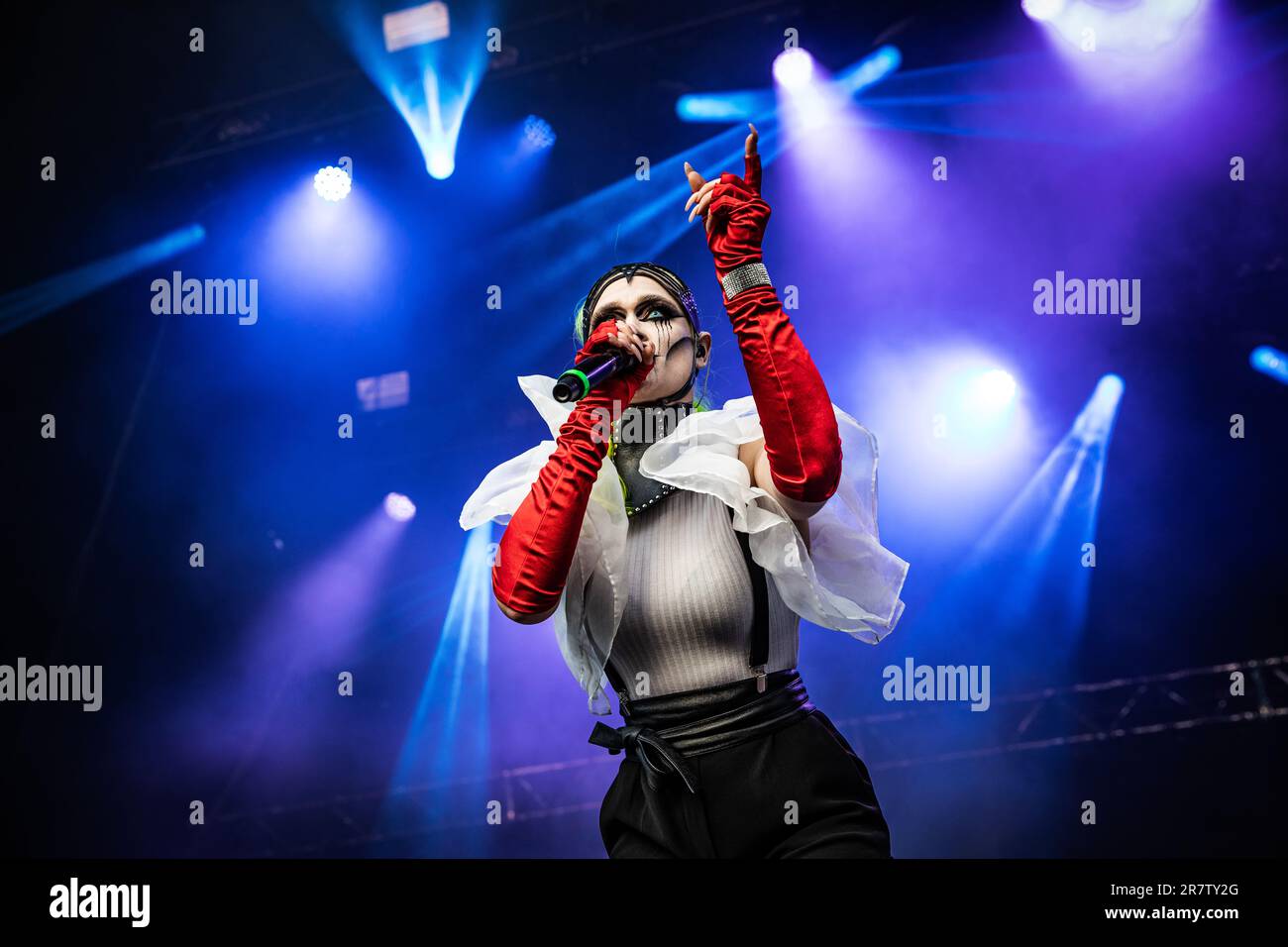 Skynd band hi-res stock photography and images - Alamy