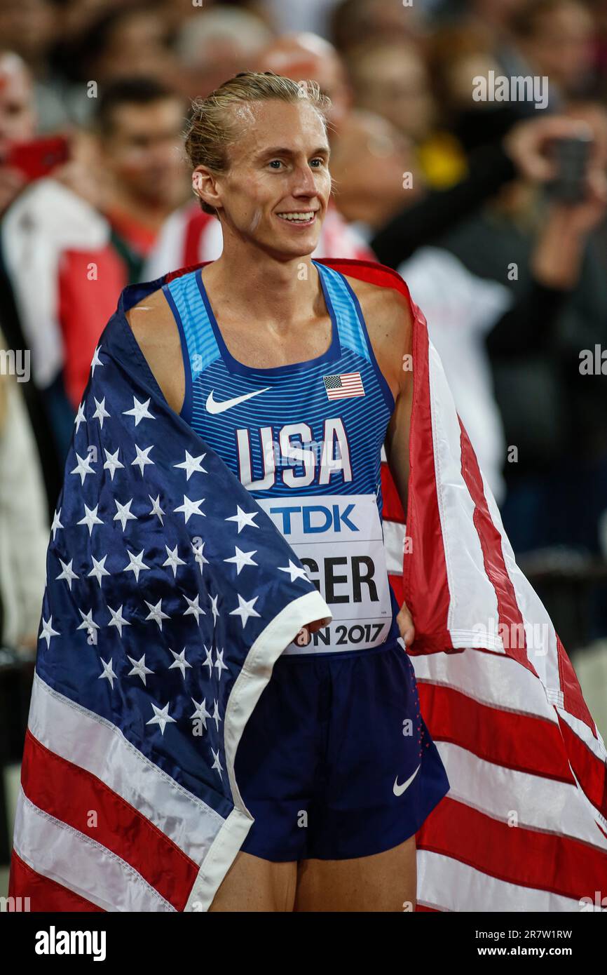 Evan Jager with her country's flag in the 3000 Metres Steeplechase at ...