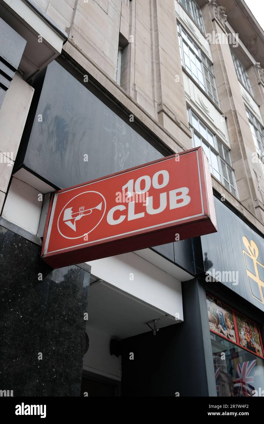 100 club sign hi-res stock photography and images - Alamy