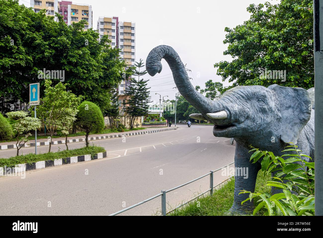 Hatirjheel is a lakefront in Dhaka. Hatirjheel is connects many area of ...