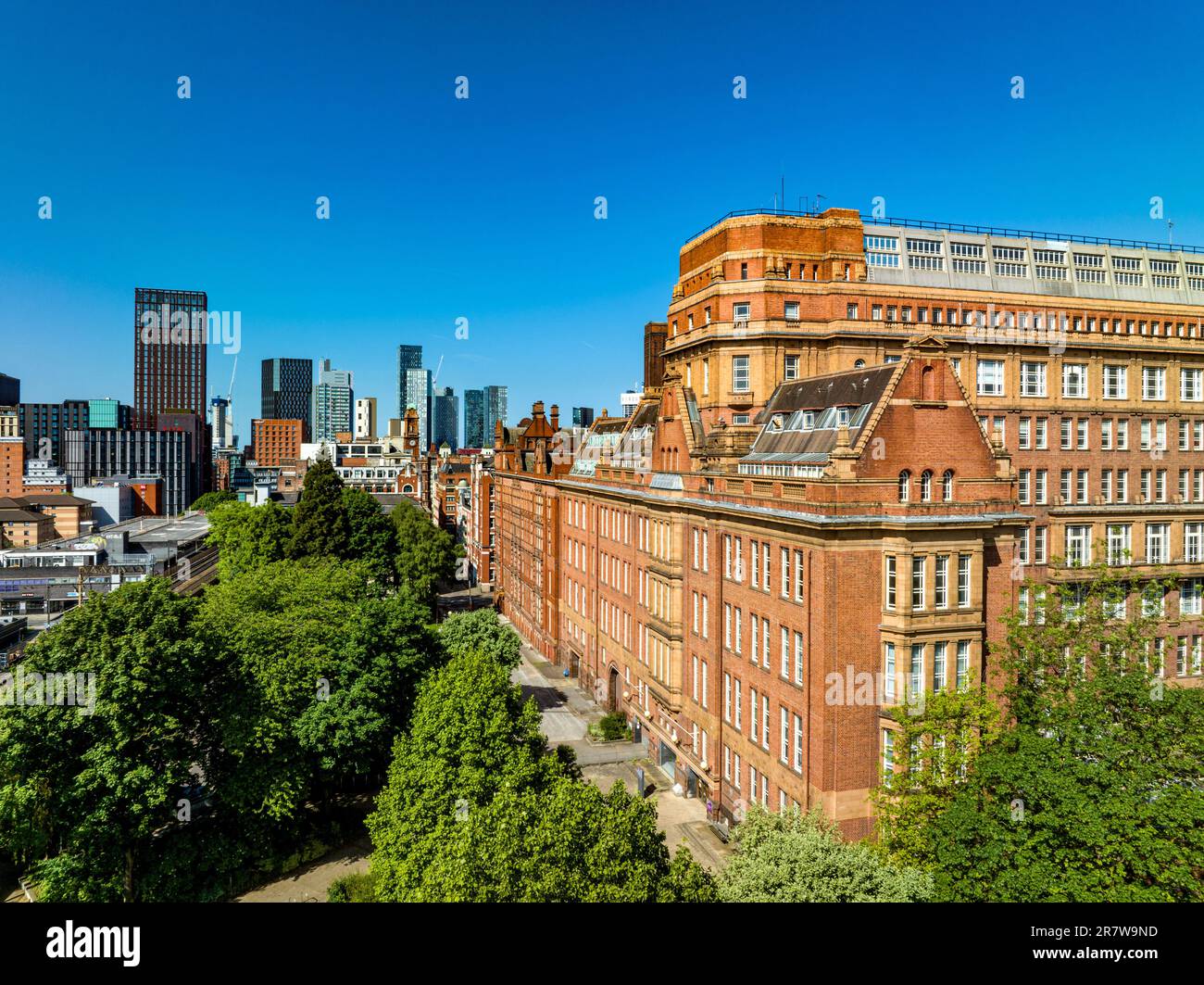 Edwardian house london skyline hi-res stock photography and images - Alamy