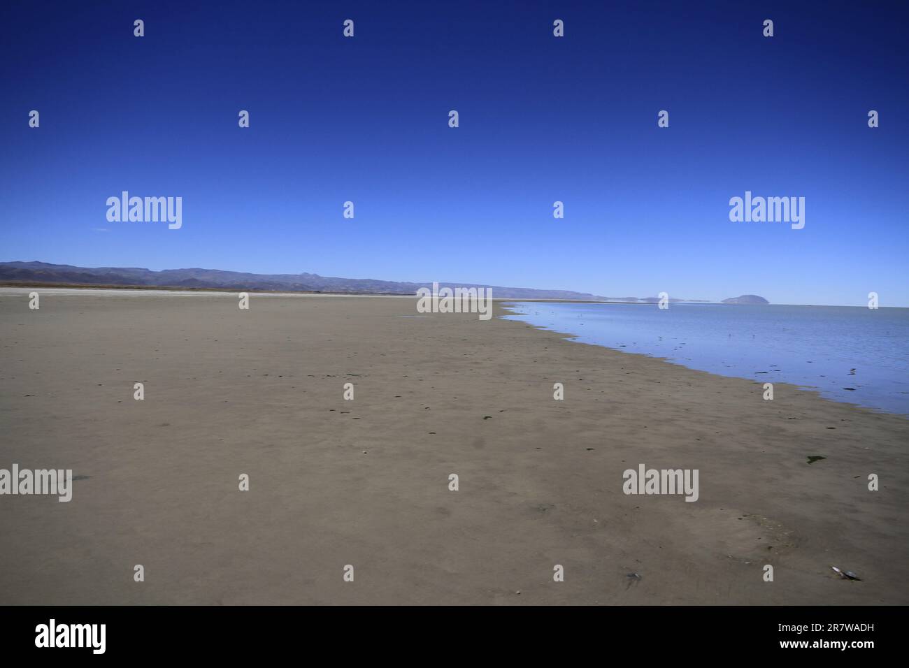 Lago Popo, Bolivia Stock Photo - Alamy