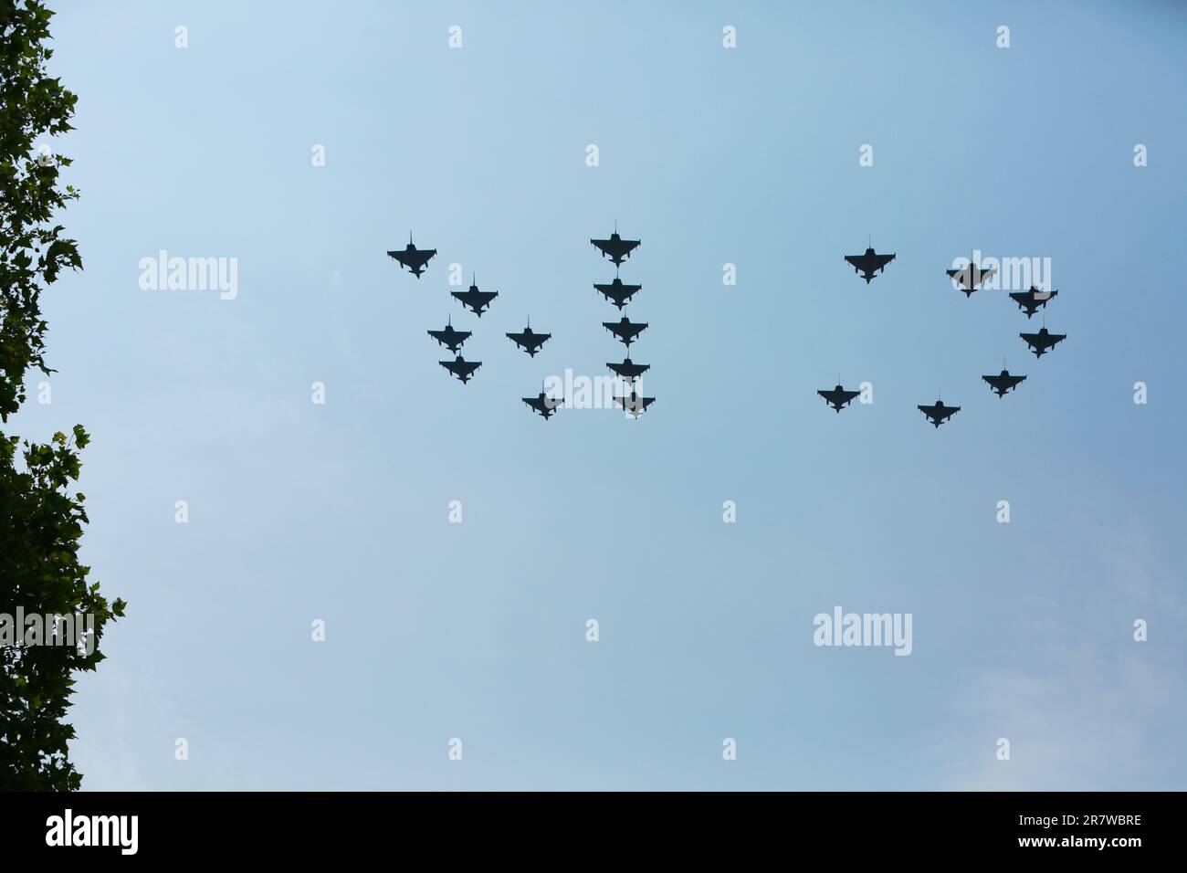 Kings birthday flypast 2023 hi-res stock photography and images - Alamy