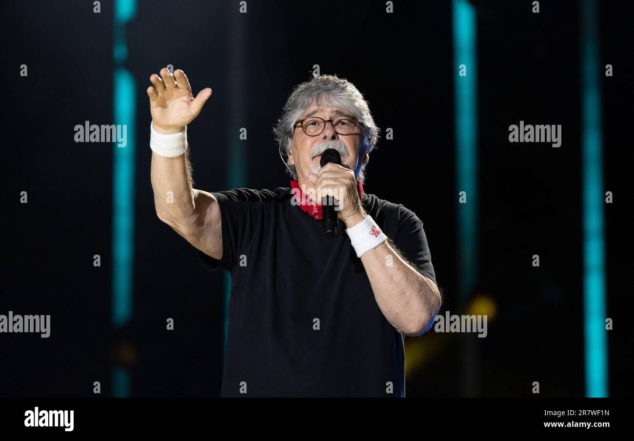 Randy Owen of Alabama performs during day 4 of the CMA Fest at Nissan ...