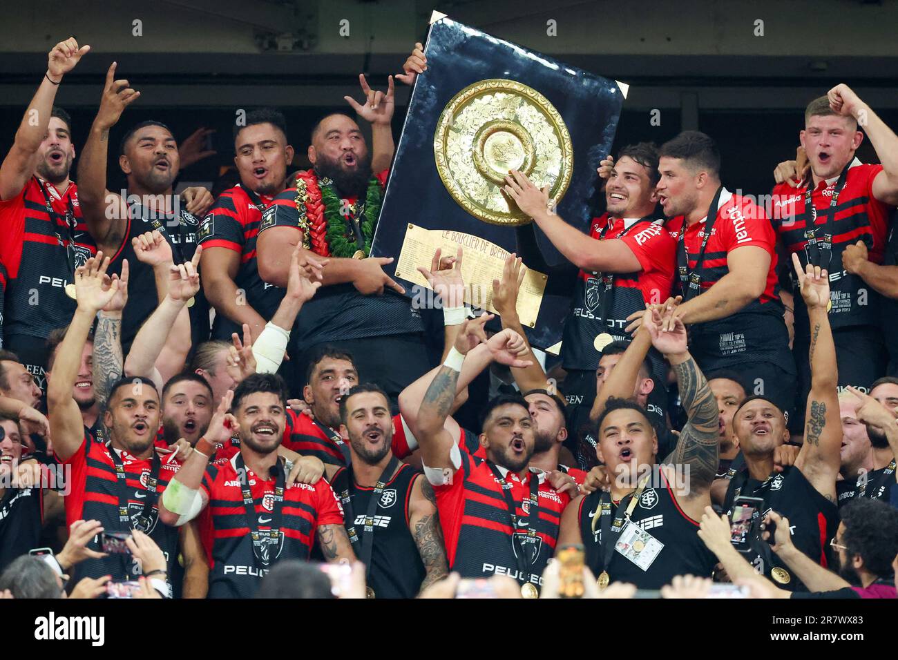 PARIS, FRANCE - JUNE 17: Cyril Baille of Stade Toulousain, Julien ...