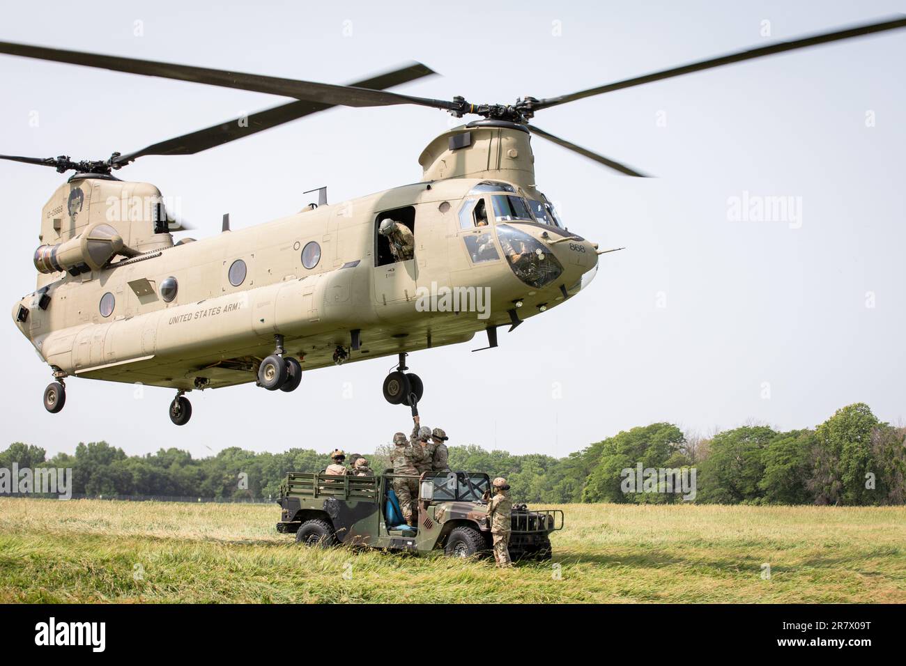 Soldiers with Company A, 628th Aviation Support Battalion, Pennsylvania Army National Guard ...