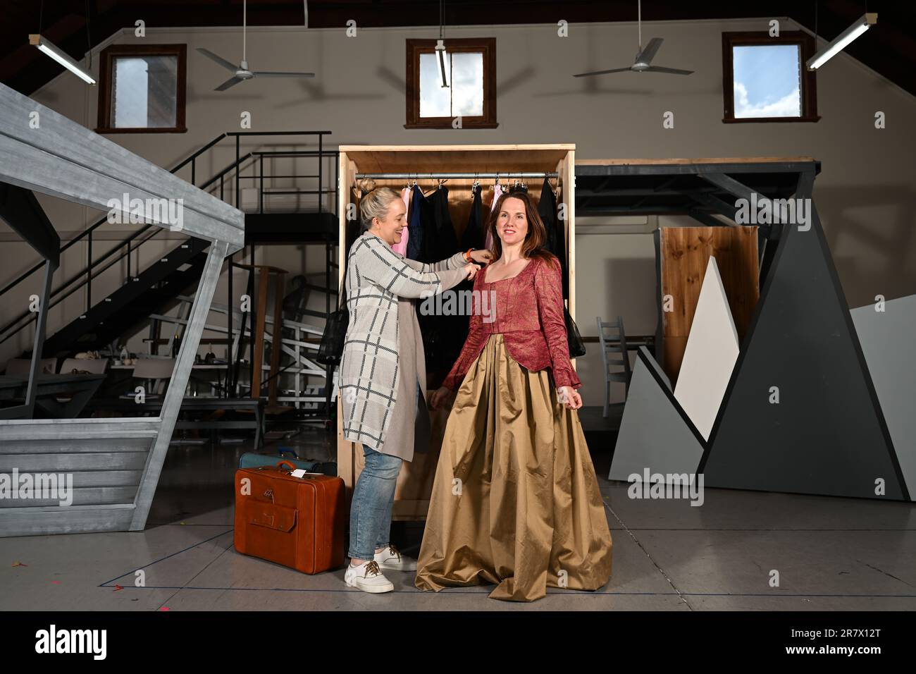 Melbourne, Australia. 09th June, 2023. Verity Hunt-Ballard (right ...