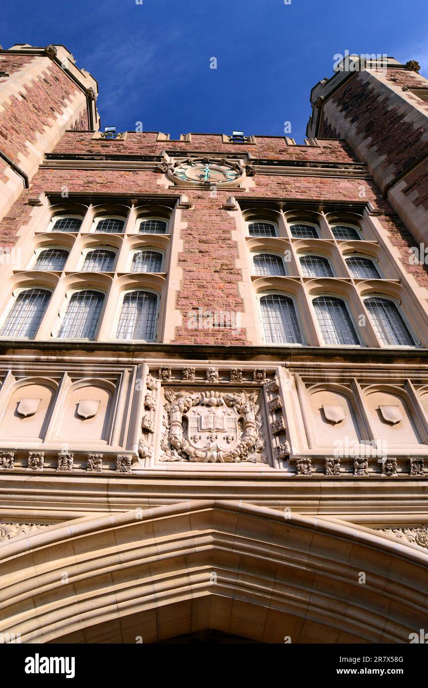 The castle like design of Brookings Hall at Washington University, St ...