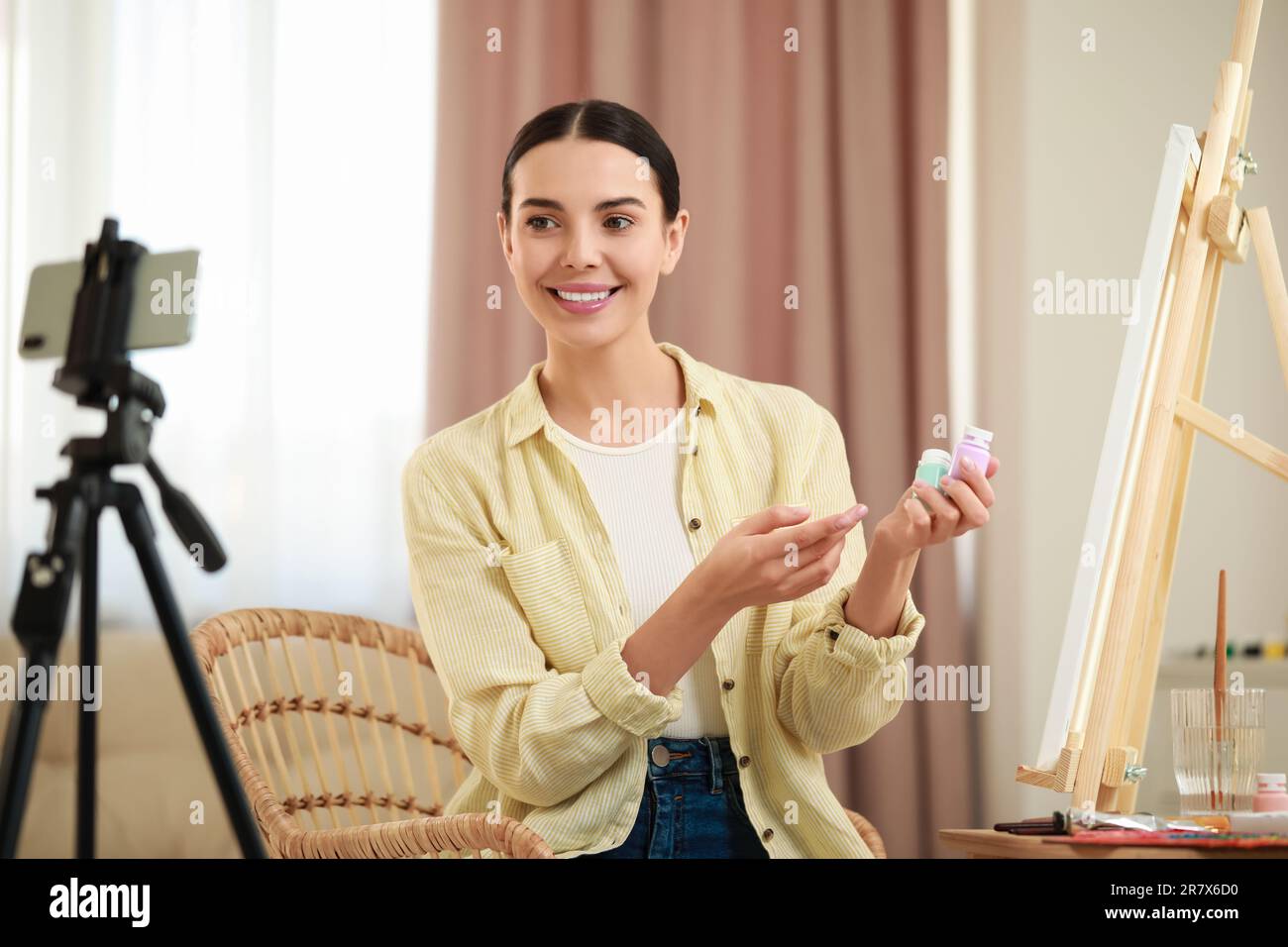 Teacher conducting online painting lesson at home. Time for hobby Stock ...