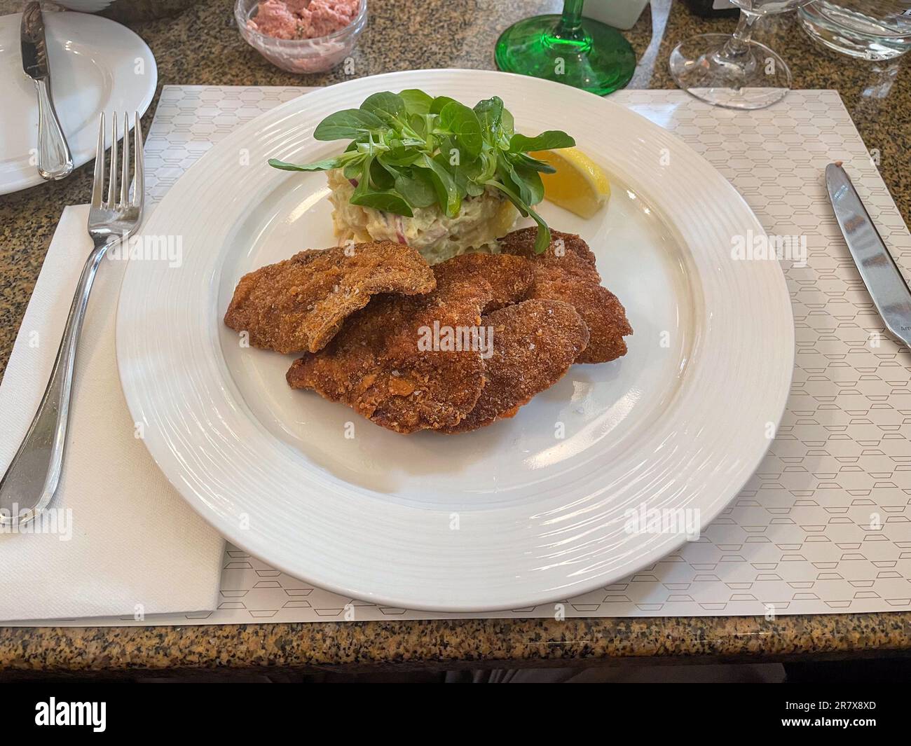 Rabbit liver hi-res stock photography and images - Alamy