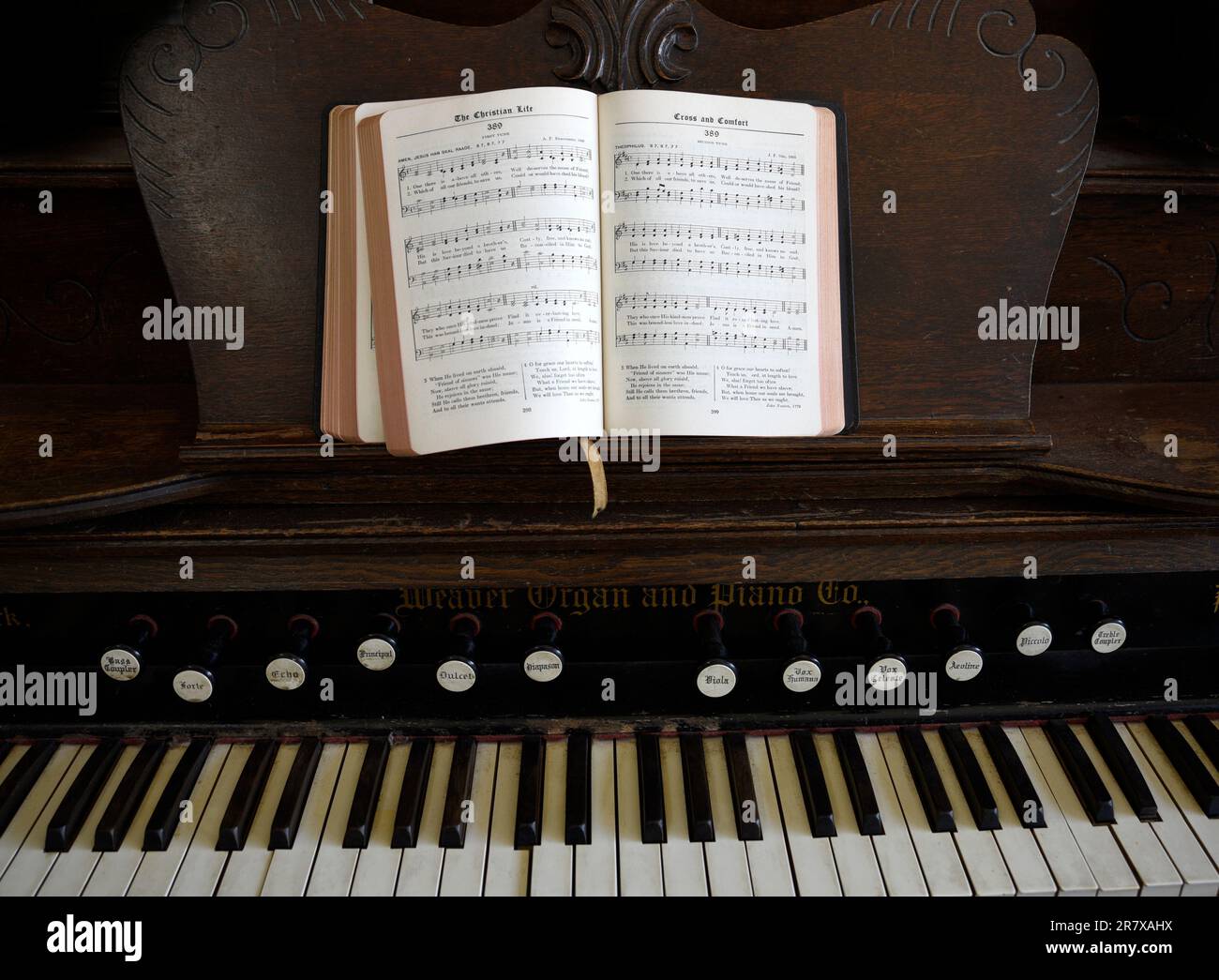 Victorian parlor hi-res stock photography and images - Alamy