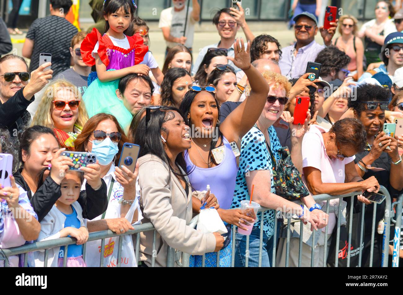 2023 coney island mermaid parade hi-res stock photography and images ...