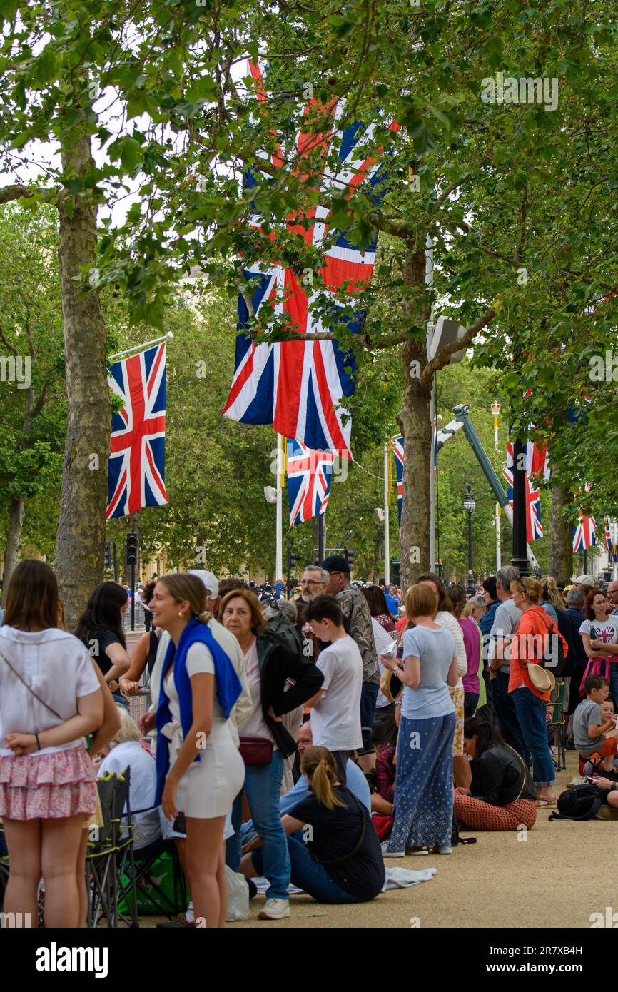 London, UK, 17th June 2023, The crowds gathered after a slow start on ...