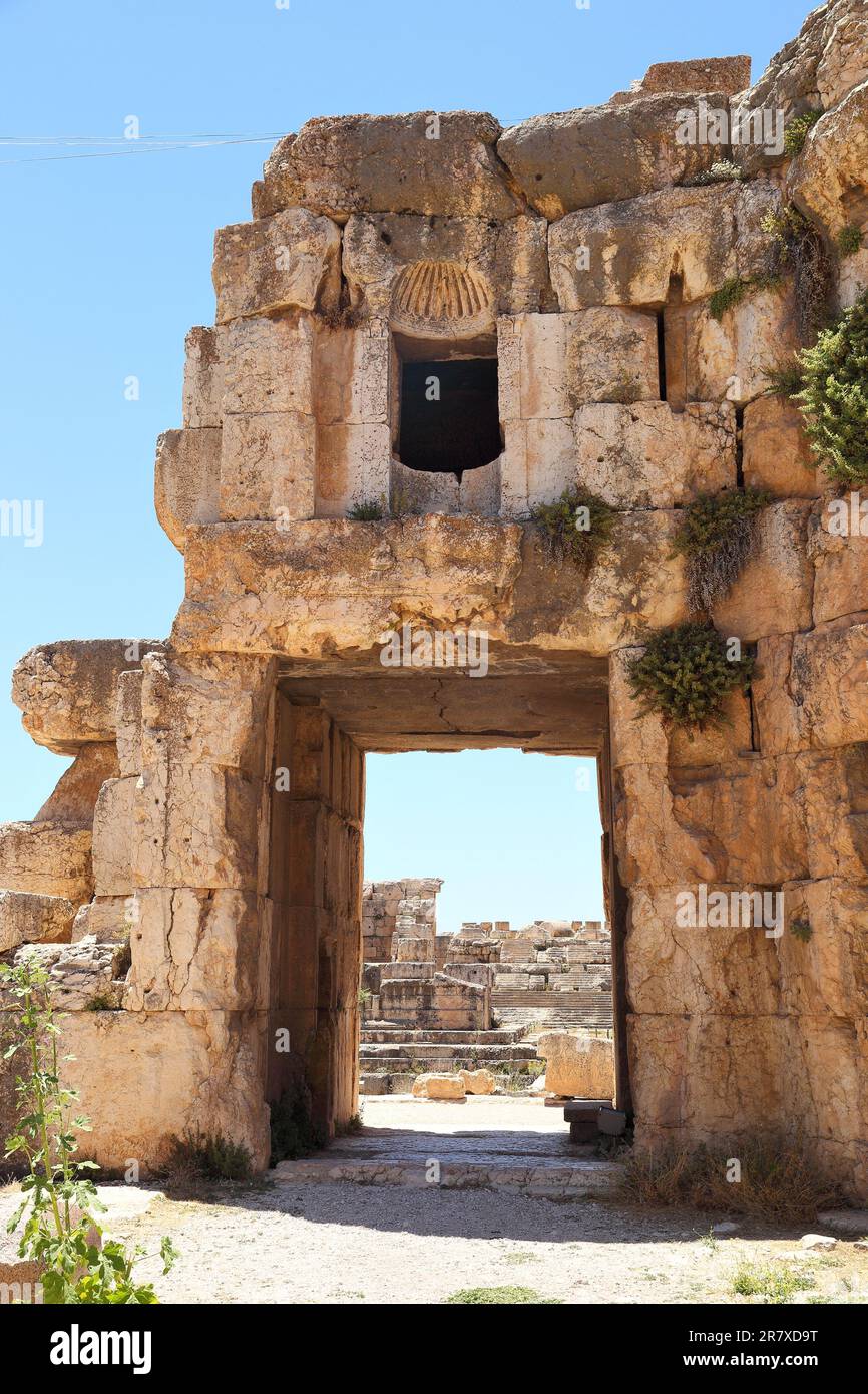 Baalbek Ancient Roman Ruins, Lebanon Stock Photo - Alamy