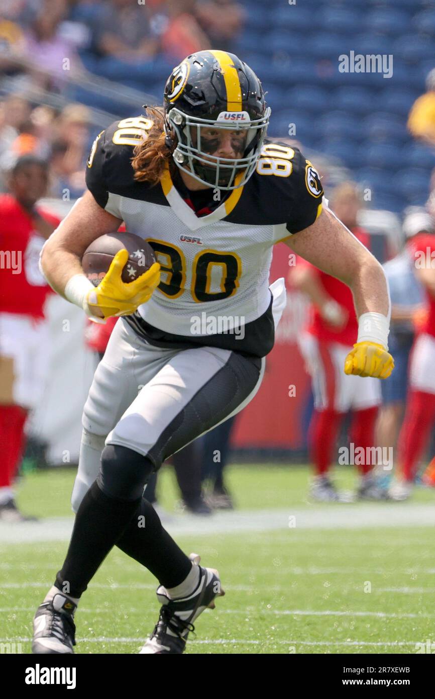 CANTON, OH - JUNE 17: Pittsburgh Maulers tight end Matt Seybert (80 ...