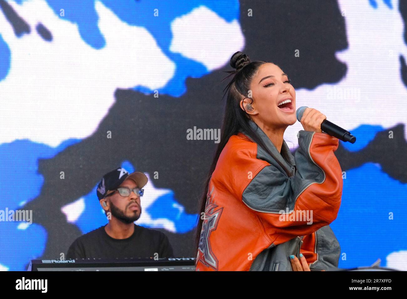 Tula Paulinea "Tulisa" Contostavlos with English London based hip hop ...