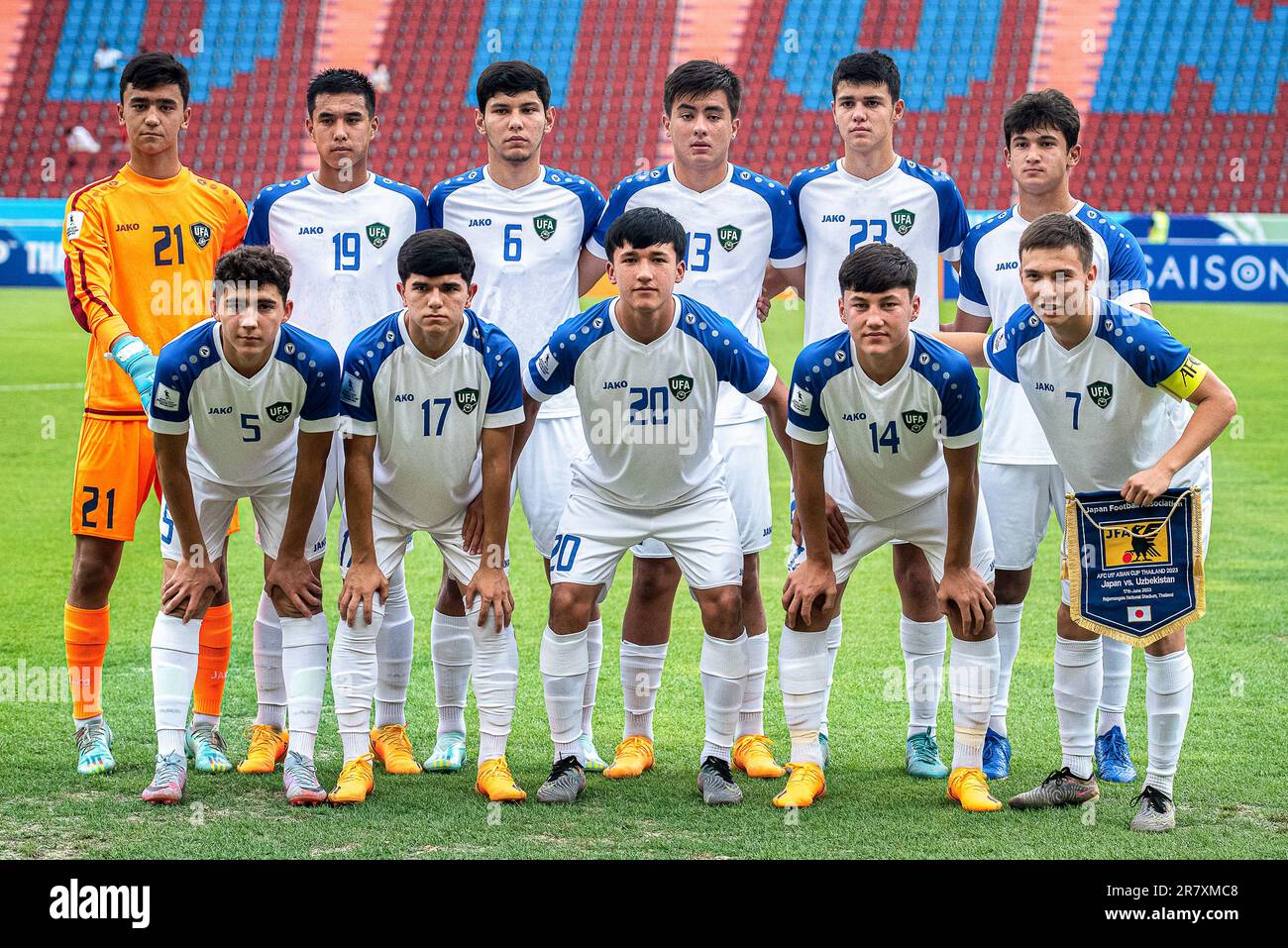 Bangkok, Thailand. 17th June, 2023. Uzbekistan players pose for a group photo before the AFC U ...