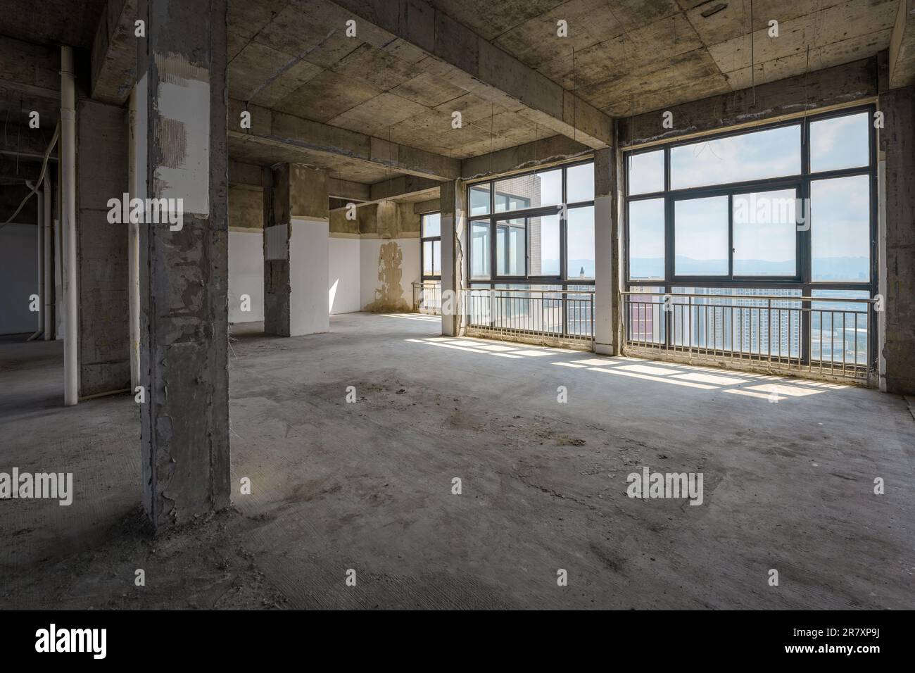 Sunny sunlight shining inside a newly constructed house Stock Photo - Alamy