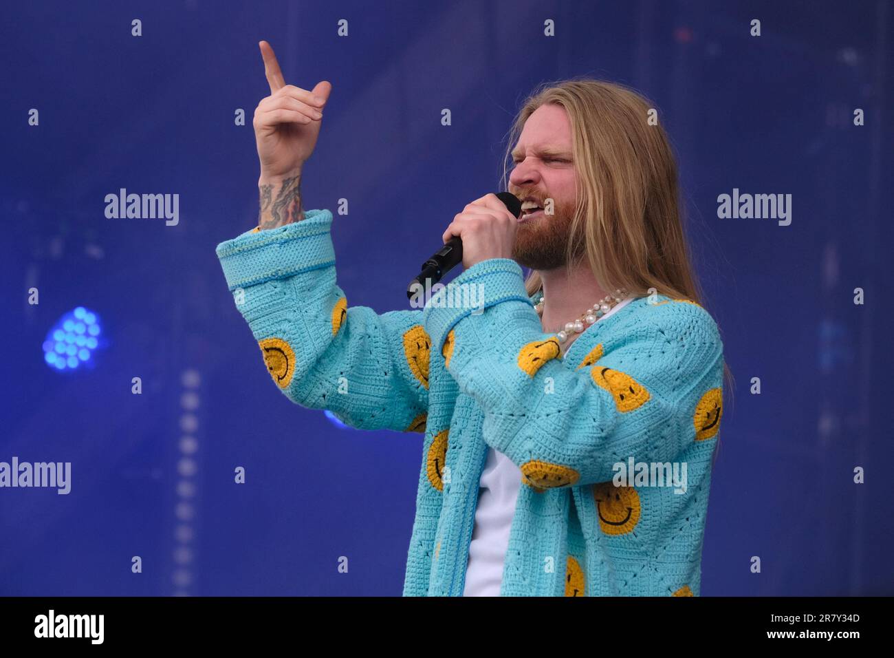 Newport, UK. 17th June, 2023. British singer songwriter and social ...