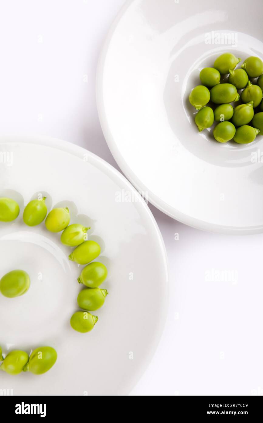 Pea circle hi-res stock photography and images - Alamy