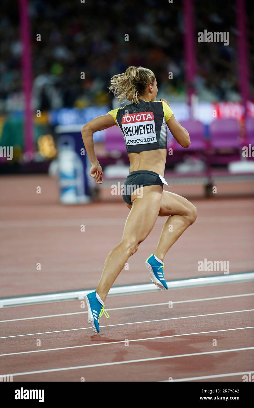 Ruth Sophia Spelmeyer participating in the 400 meters at the World ...