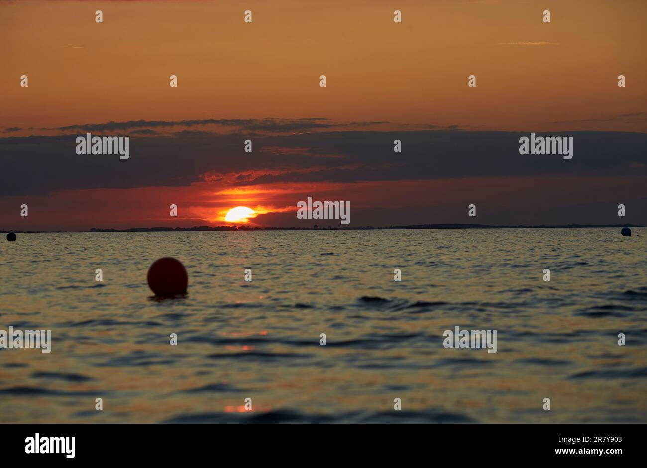 Lubmin, Sonnenuntergang, Steg, Sommer, Meer, Ostsee, Baltic Sea Stock ...
