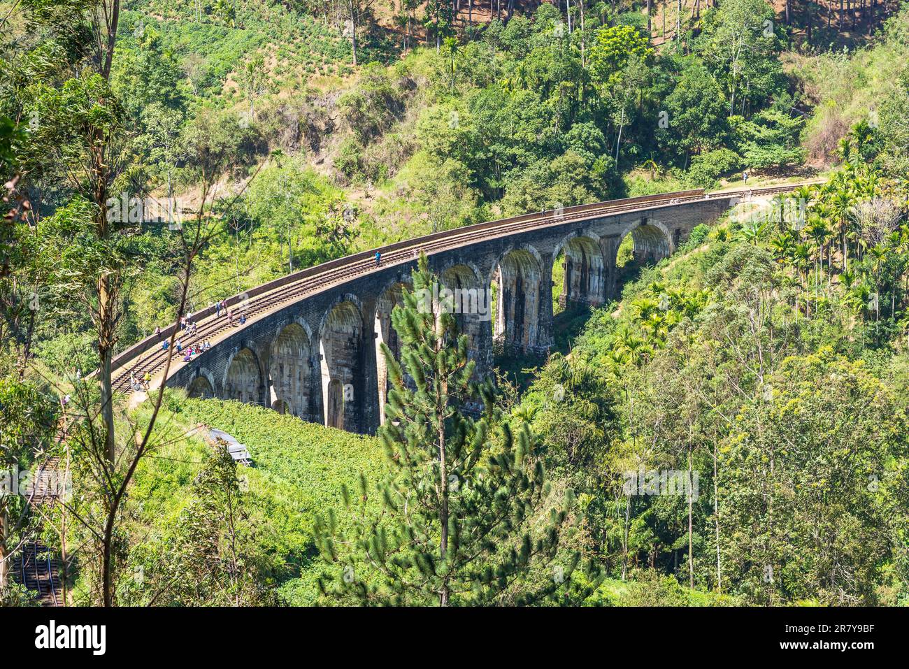 The famous Nine Arches Bridge in the Uva province, located between ...