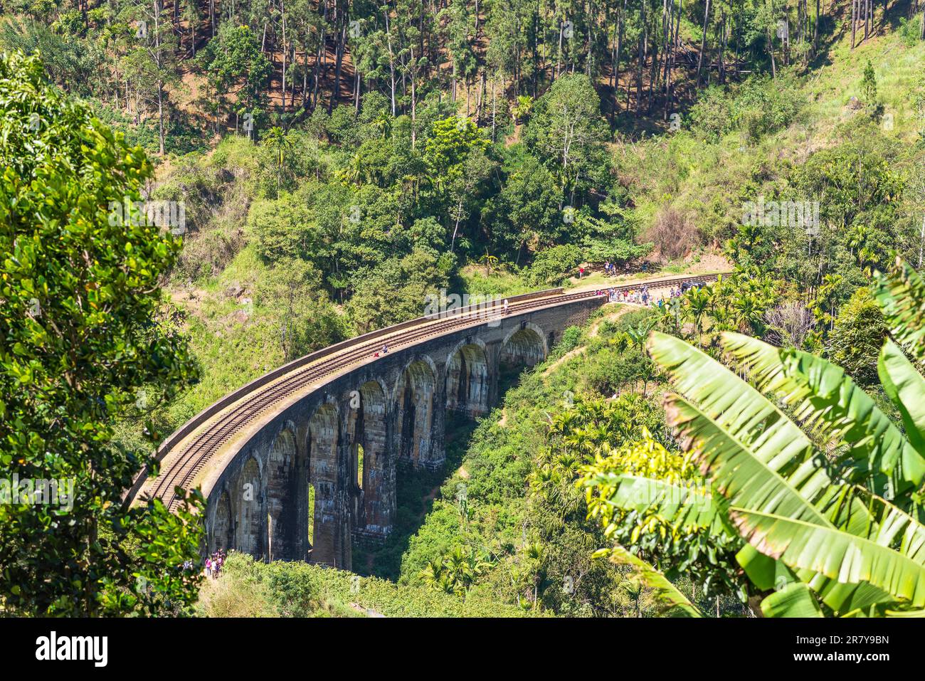The famous Nine Arches Bridge in the Uva province, located between ...