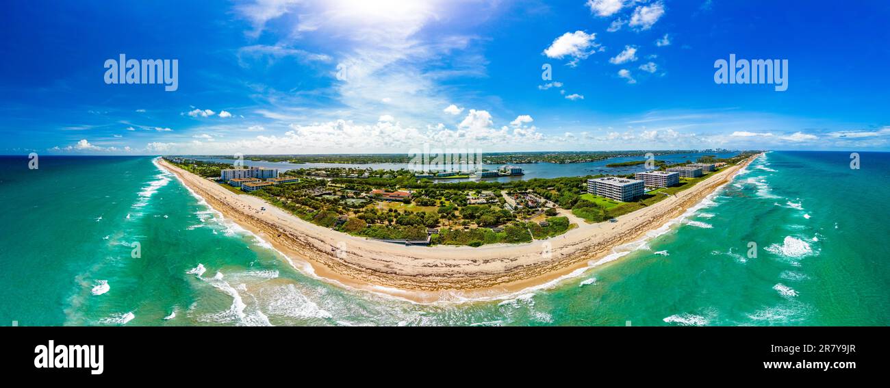 Phipps Ocean Park and Ibis Isle, West Palm Beach, Florida, USA Stock ...