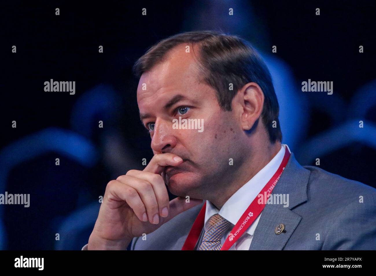 Chief freelance specialist hi-res stock photography and images - Alamy