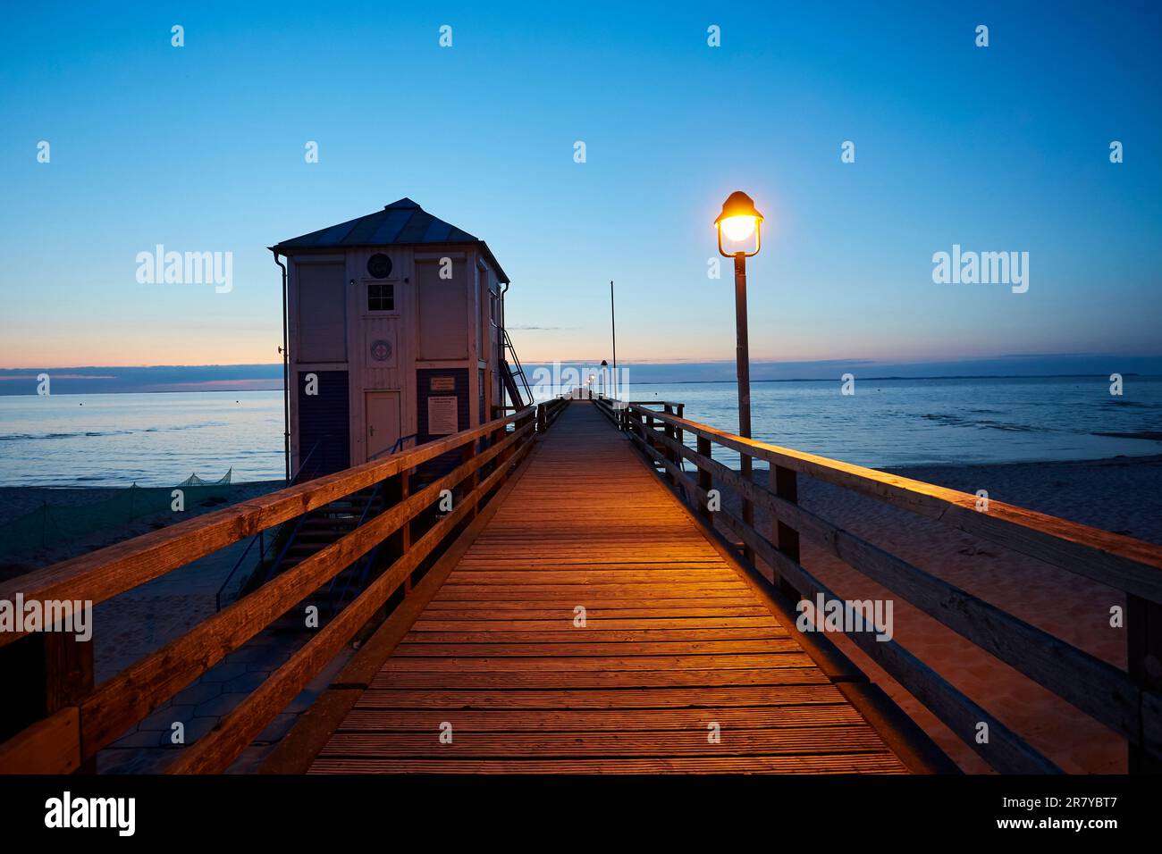 Lubmin, Sonnenuntergang, Steg, Sommer, Meer, Ostsee, Baltic Sea Stock ...