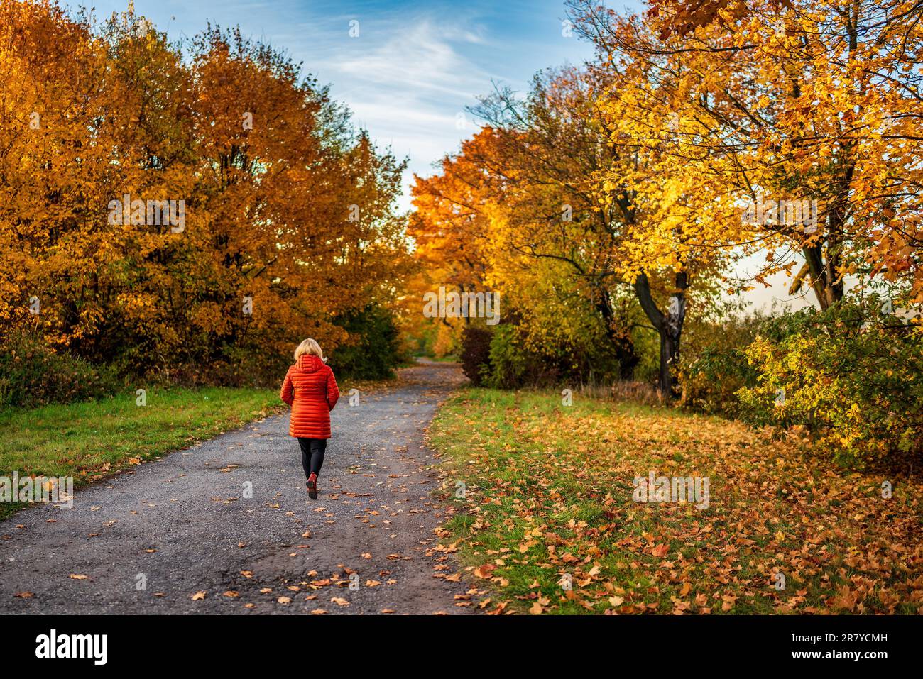Colorful country hi-res stock photography and images - Alamy