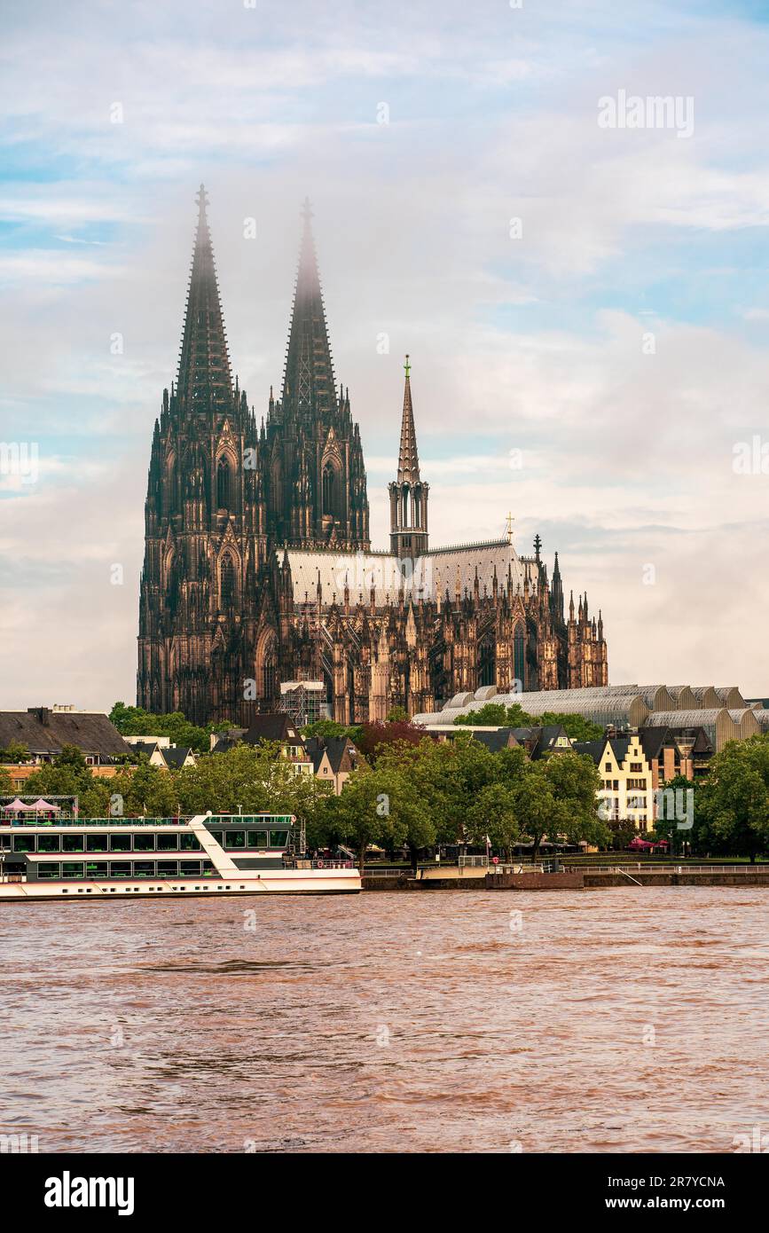 Panoramic historic old town cologne cathedral hi-res stock photography ...