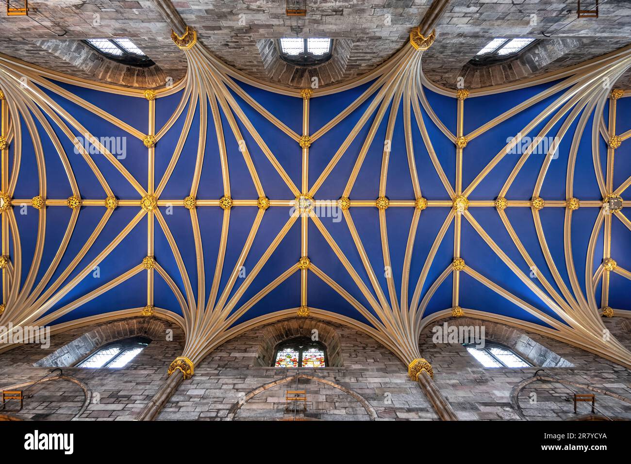 Tierceron rib vault in St. Giles Cathedral interior in Edinburgh ...