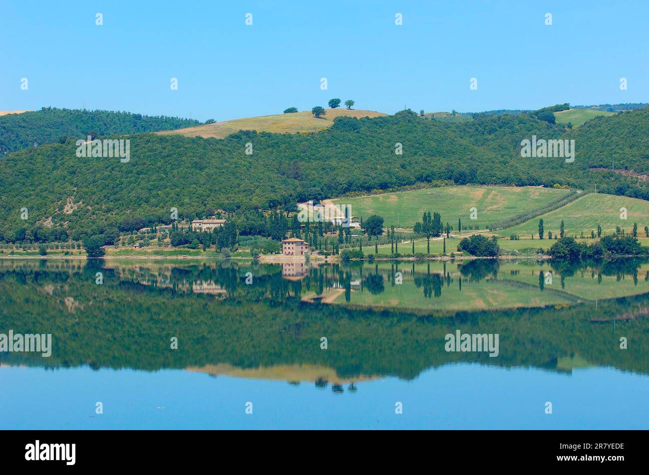 Corbara lake, Lago di Corbara, Tiber Valley, Todi, Umbria, Italy Stock ...