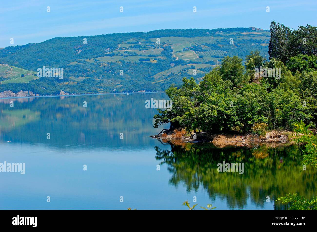 Corbara lake, Lago di Corbara, Tiber Valley, Todi, Umbria, Italy Stock ...