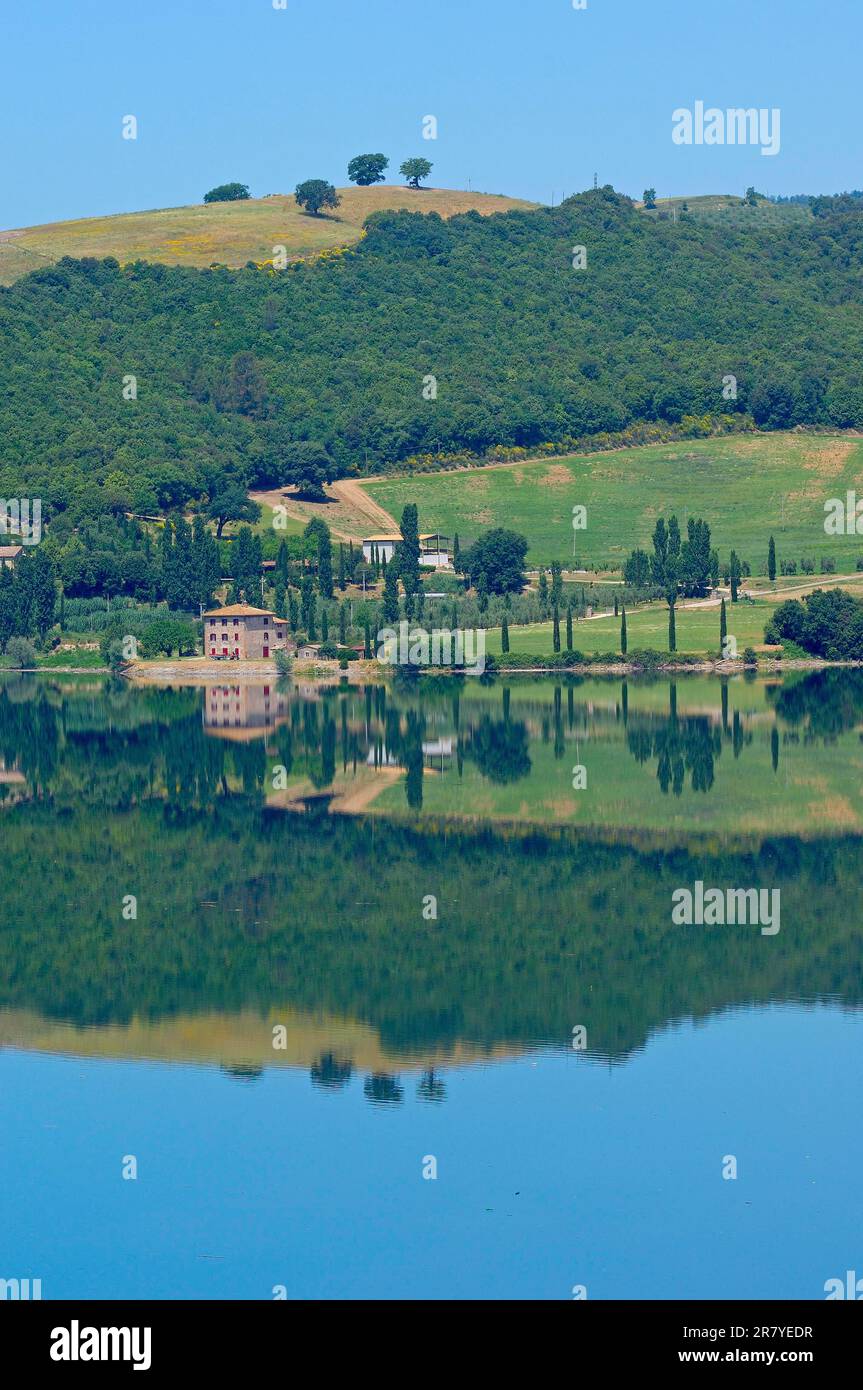 Corbara lake, Lago di Corbara, Tiber Valley, Todi, Umbria, Italy Stock ...