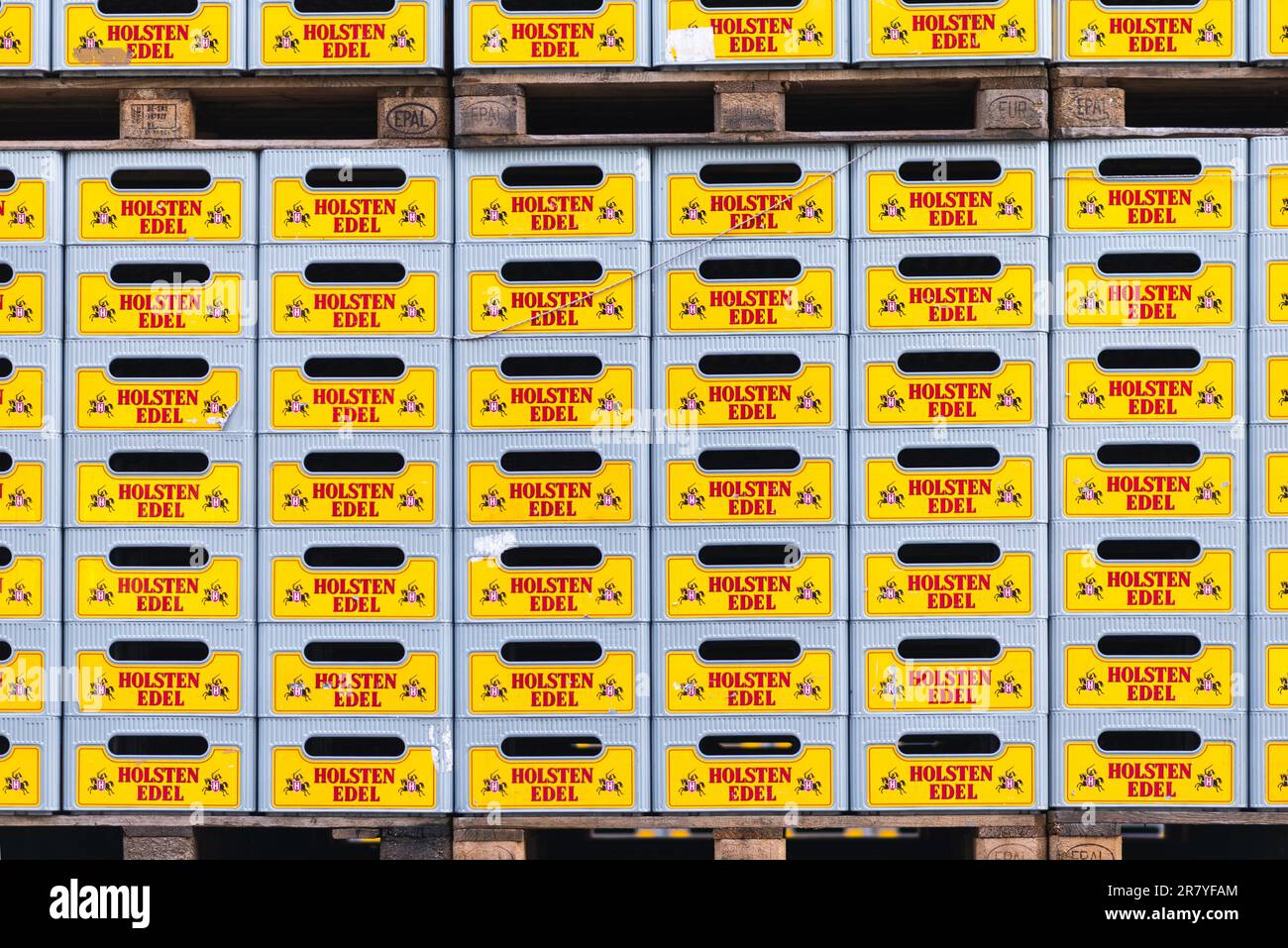 Holsten beer hi-res stock photography and images - Alamy