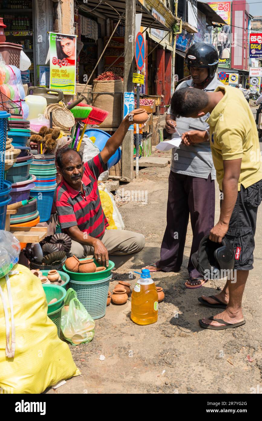General merchant hi-res stock photography and images - Alamy