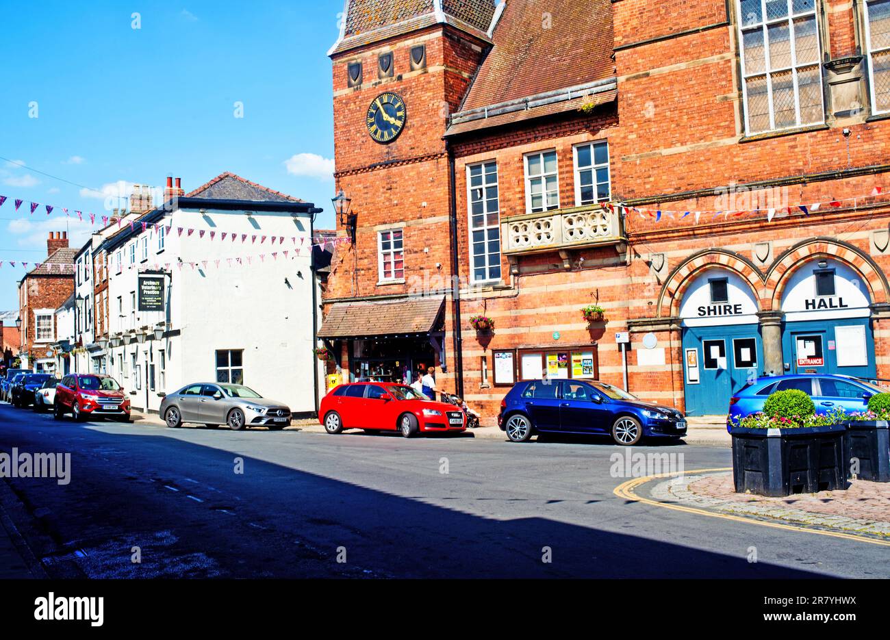 Market Place and Shire Hall, Howden, East Riding Yorkshire, England ...